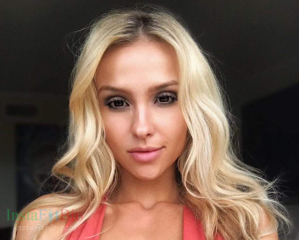 Shantal Monique - Bio, Age, Height | Models Biography