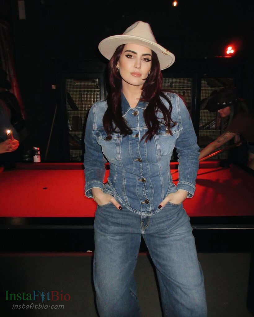 Catherine Poulain - Bio, Age, Height | Models Biography