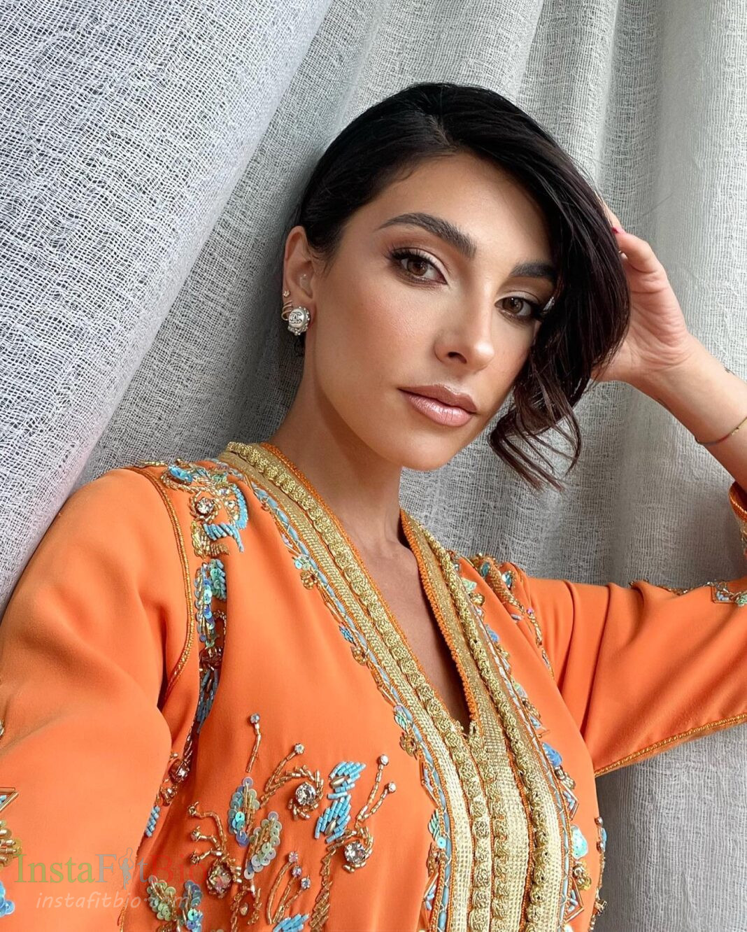 Anna Nooshin - Bio, Age, Height | Models Biography