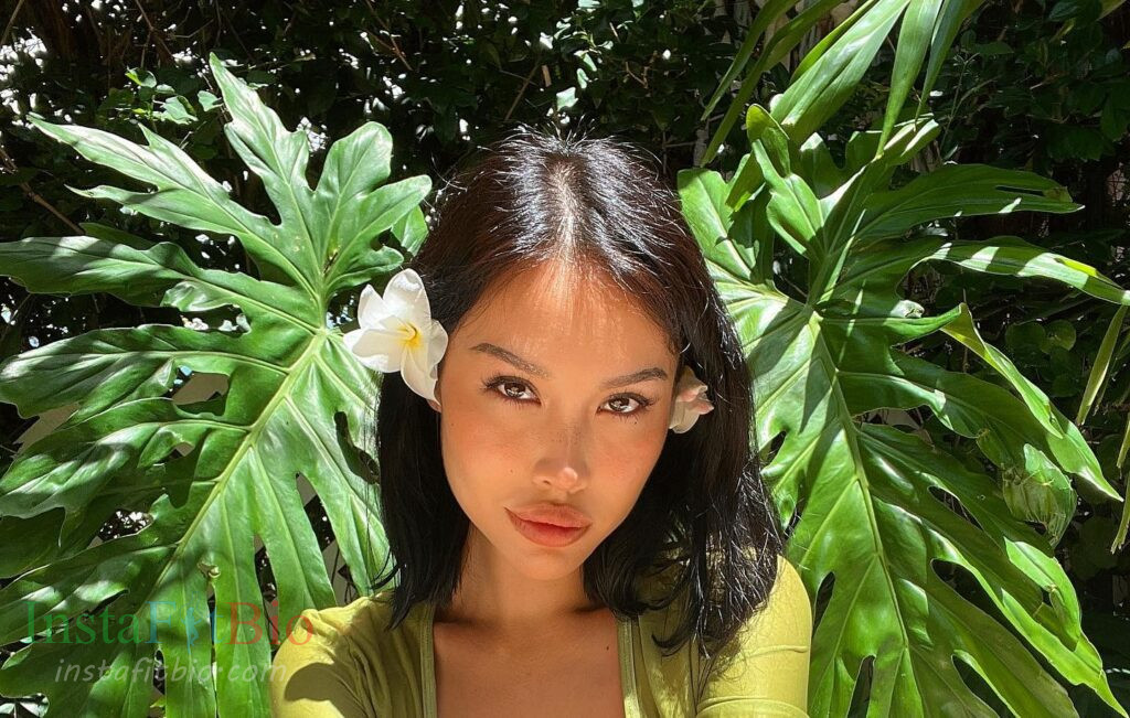 Lauren Lala - Bio, Age, Height | Models Biography