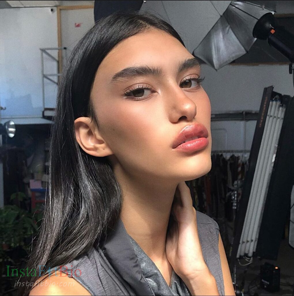 Zuf Capelli - Bio, Age, Height | Models Biography