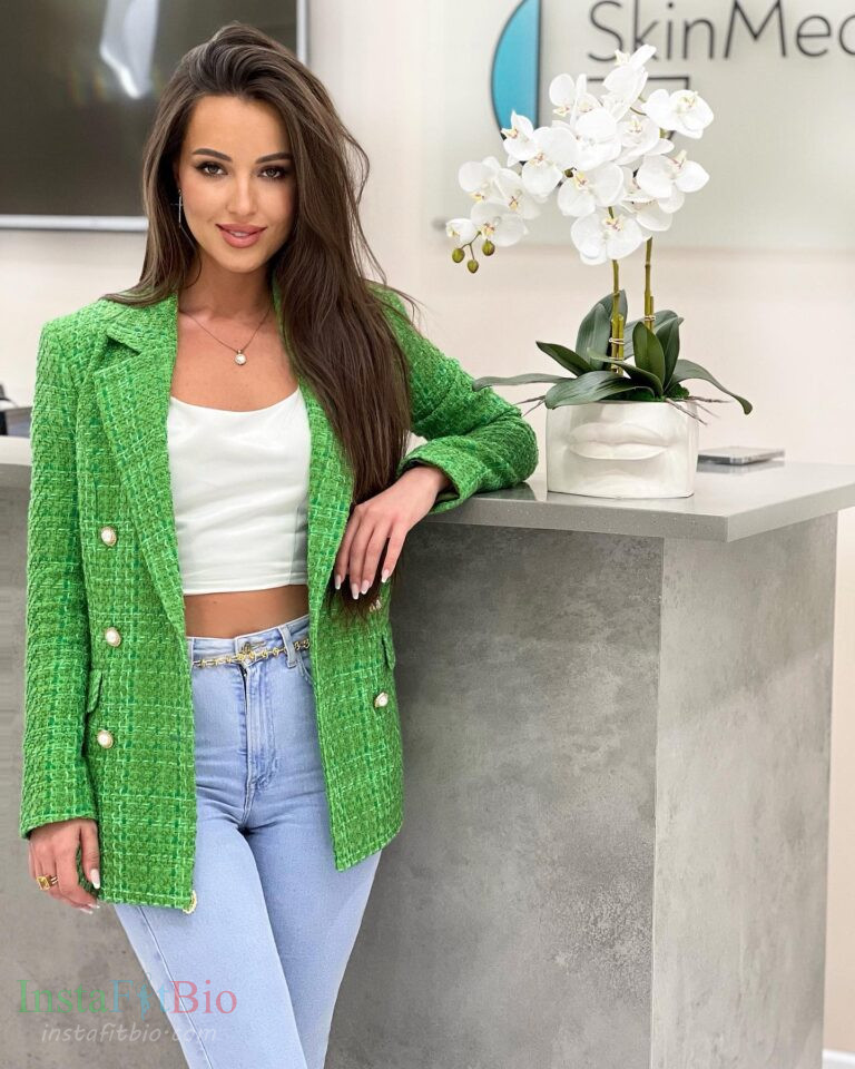 Ekaterina Busel - Bio, Age, Height | Models Biography