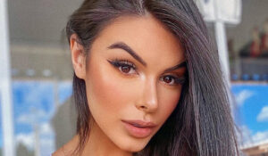 Deb Gianesini - Bio, Age, Height | Models Biography