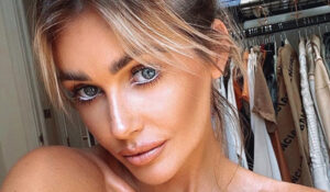 Laura Anderson - Bio, Age, Height | Models Biography