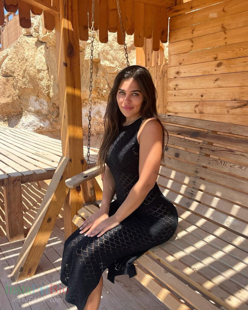 Lydia Clyma - Bio, Age, Height | Models Biography