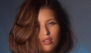 Alice Von V - Bio, Age, Height | Models Biography