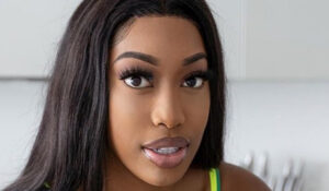 Anne Moore - Bio, Age, Height | Models Biography