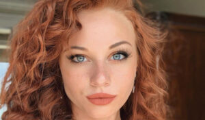 Sarah Gibson - Bio, Age, Height | Models Biography