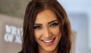 Ashley Reid - Bio, Age, Height | Models Biography