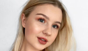 Lydia Violeta - Bio, Age, Height | Models Biography