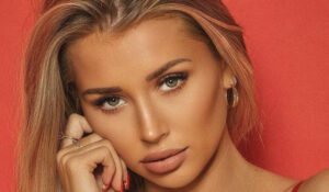 Mikayla Demaiter - Bio, Age, Height | Models Biography