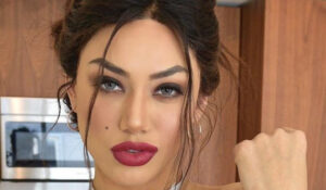 Gwen Singer - Bio, Age, Height, Wiki | Models Biography