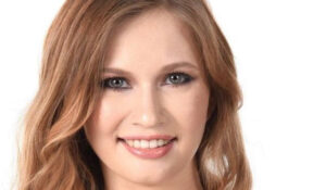 Stella Cardo - Bio, Age, Height, Wiki | Models Biography