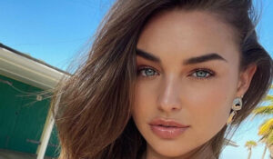 Taylor Bryant - Bio, Age, Height, Wiki | Models Biography