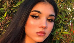 Owlida - Bio, Age, Height, Wiki | Models Biography