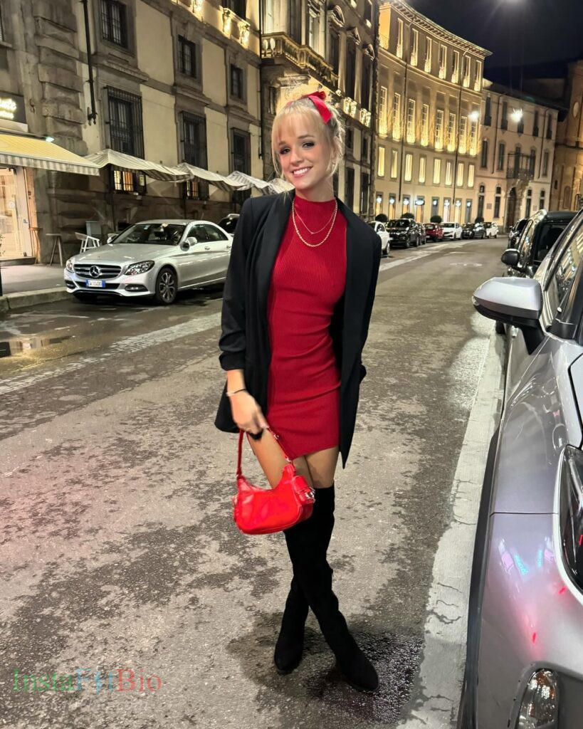 Natalie Grace - Bio, Age, Height, Wiki | Models Biography