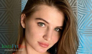 Tina Cox - Bio, Age, Height, Wiki, 😍 | Models Biography