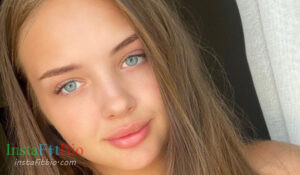 Viktoria Moore - Bio, Age, Height, Wiki | Models Biography