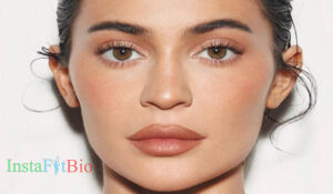 Mary Phillips - Bio, Age, Height, Wiki | Models Biography