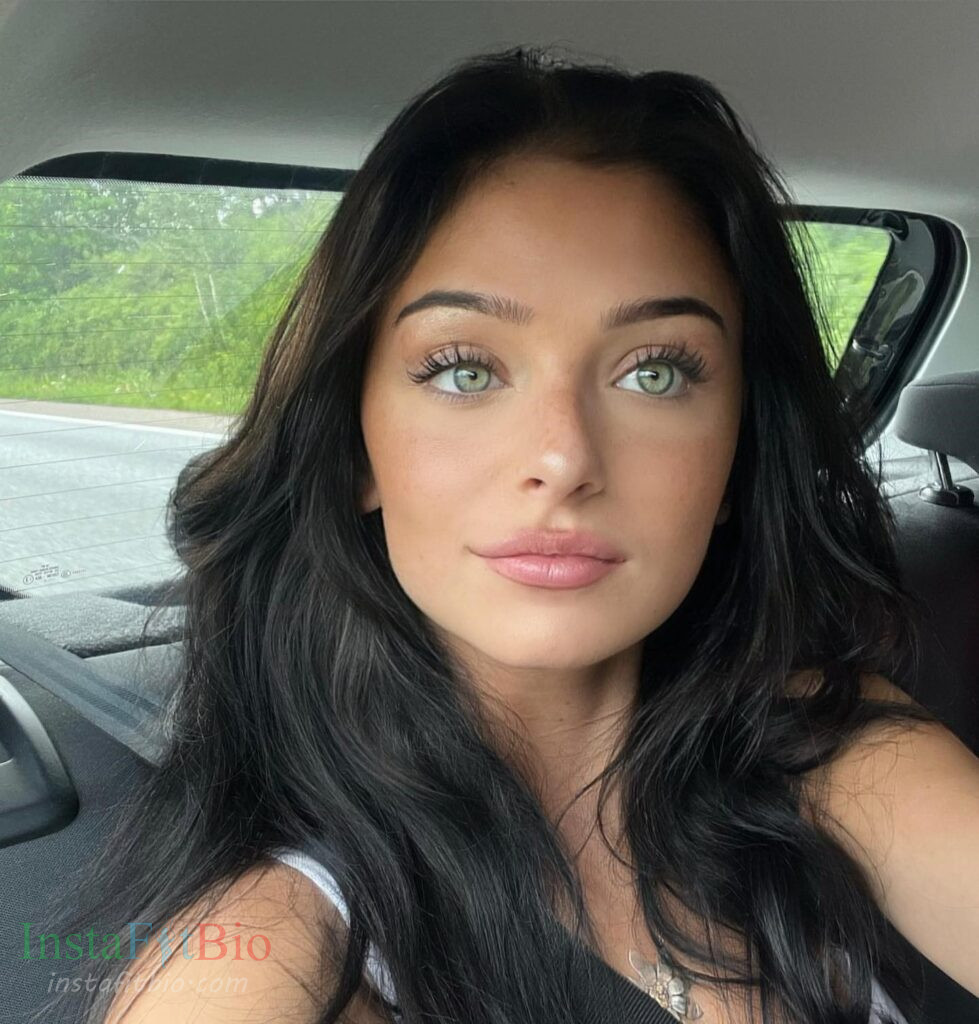 Minna Rosa Weber - Bio, Age, Height, Wiki | Models Biography